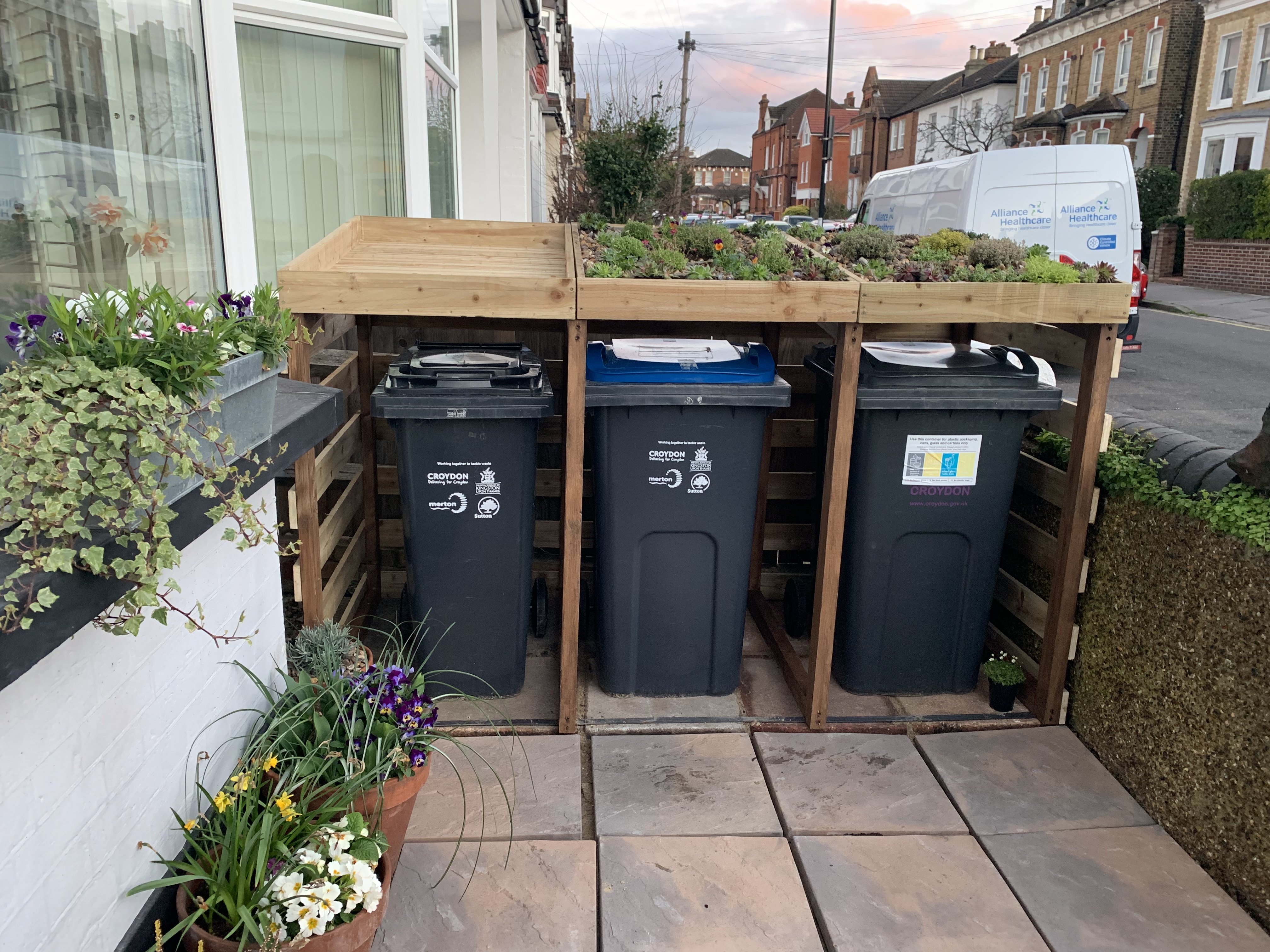 Living roof bin store - how to build your own - Little Terraced House