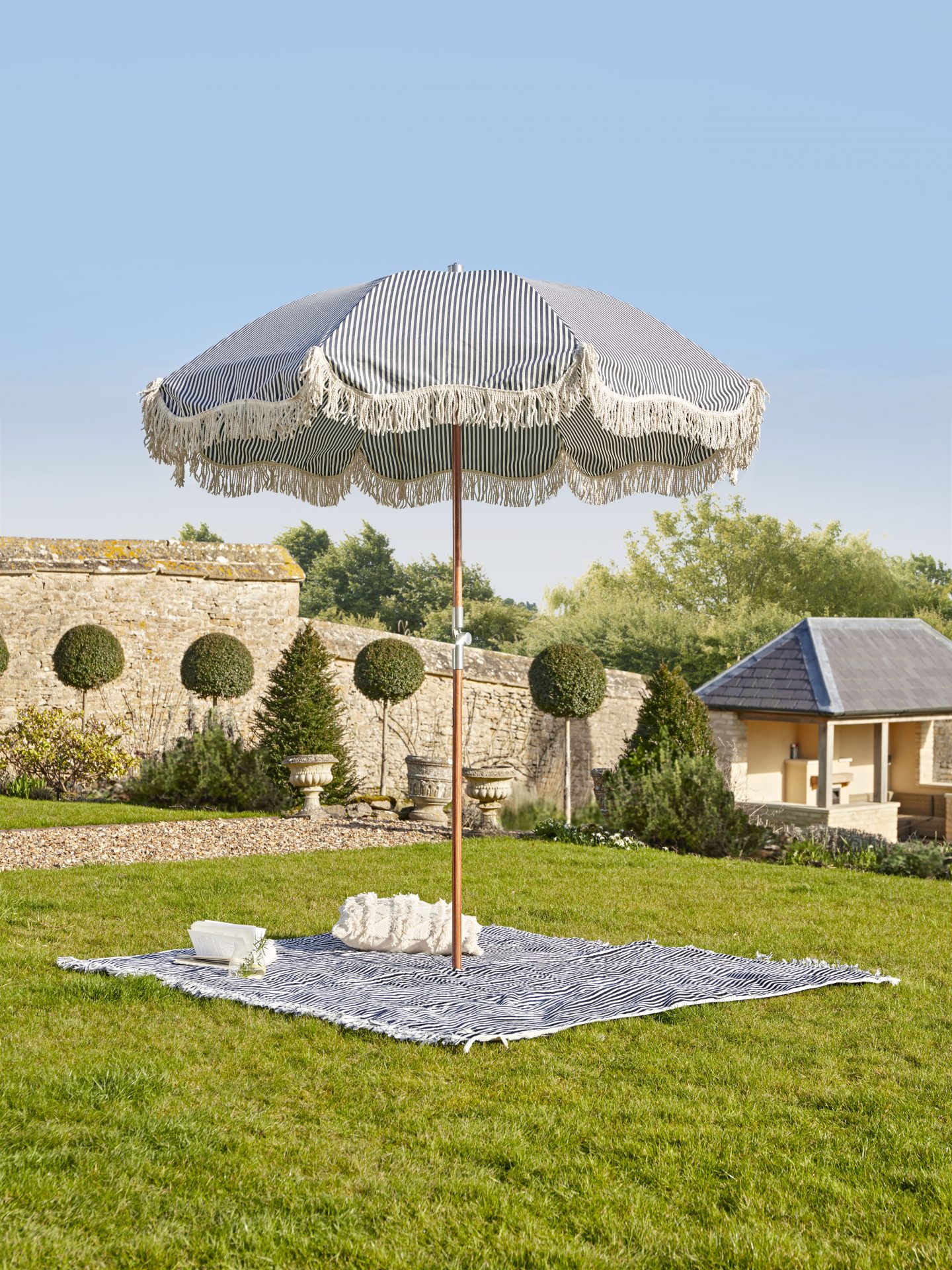 Create your perfect garden for entertaining - Little Terraced House