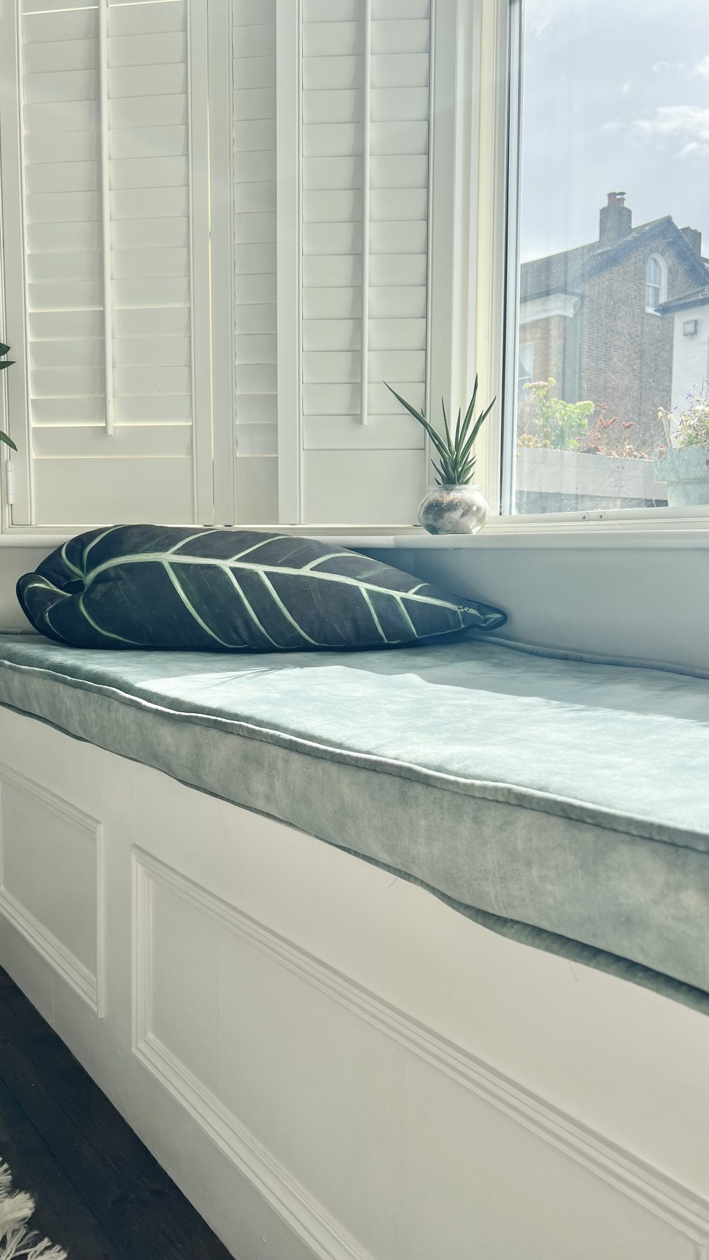 DIY bay window seat cushion - Little Terraced House